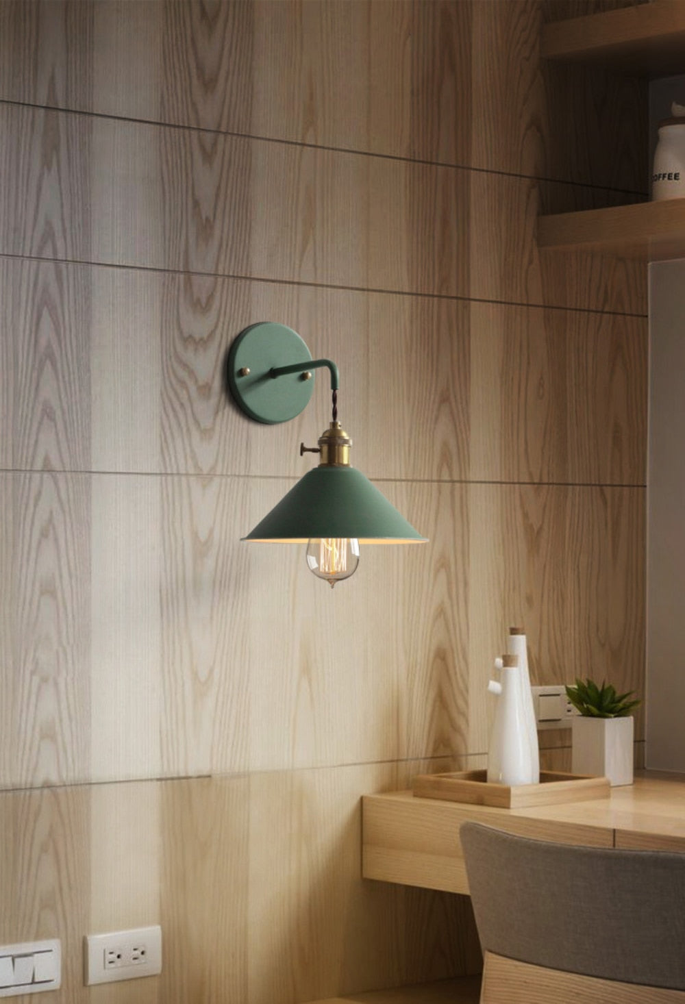 Fargerik Vegglampe Retro Design for Stue og Soverom – Bellezanorge