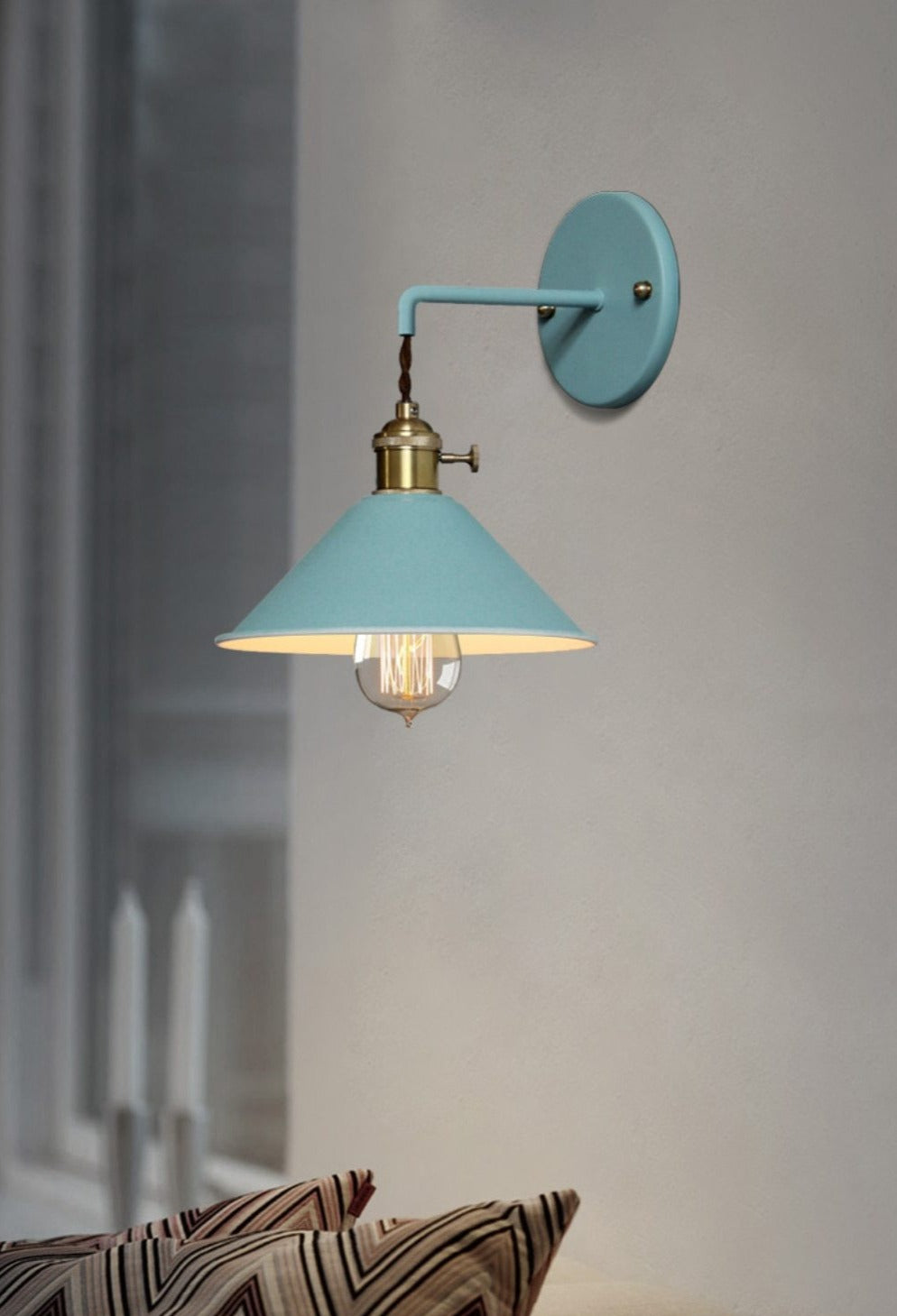 Fargerik Vegglampe Retro Design for Stue og Soverom – Bellezanorge